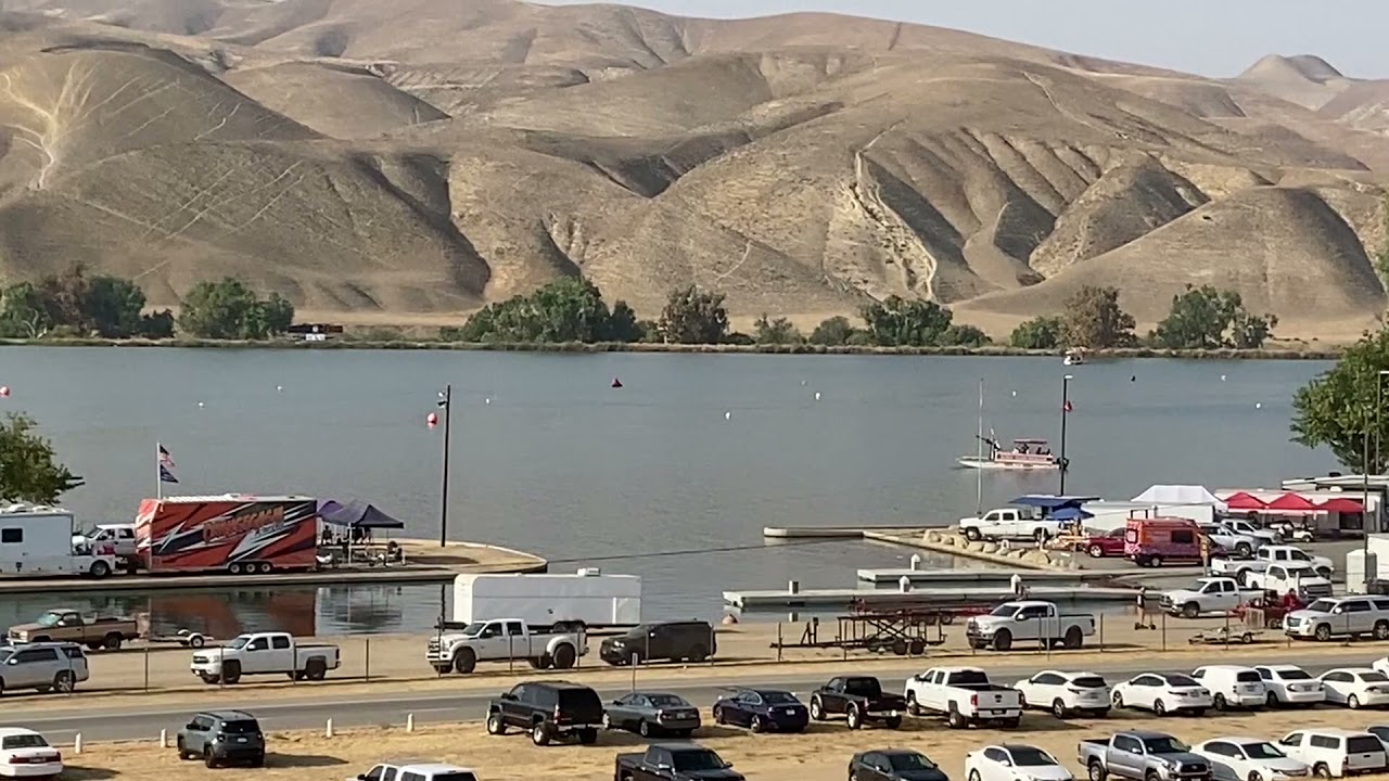 Boat Racing at Lake Ming, Kern County - YouTube