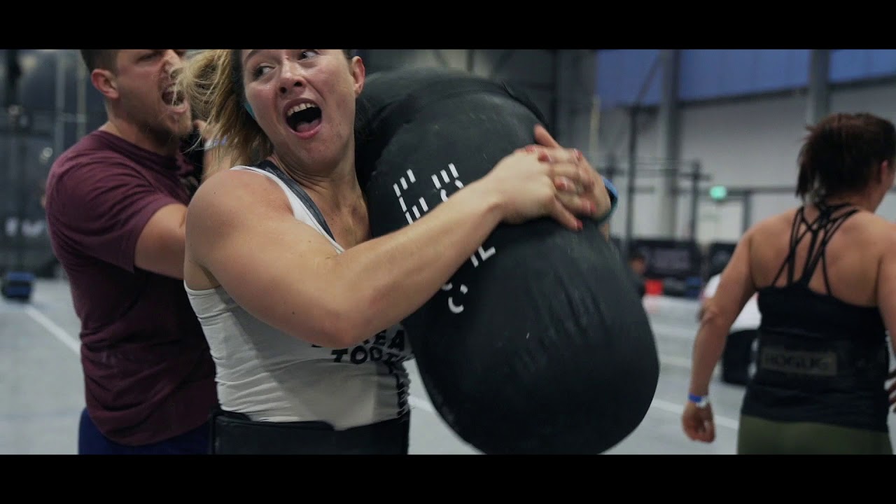 The BEST Crossfit 2 Man Worm | Battle For Middle Ground - YouTube