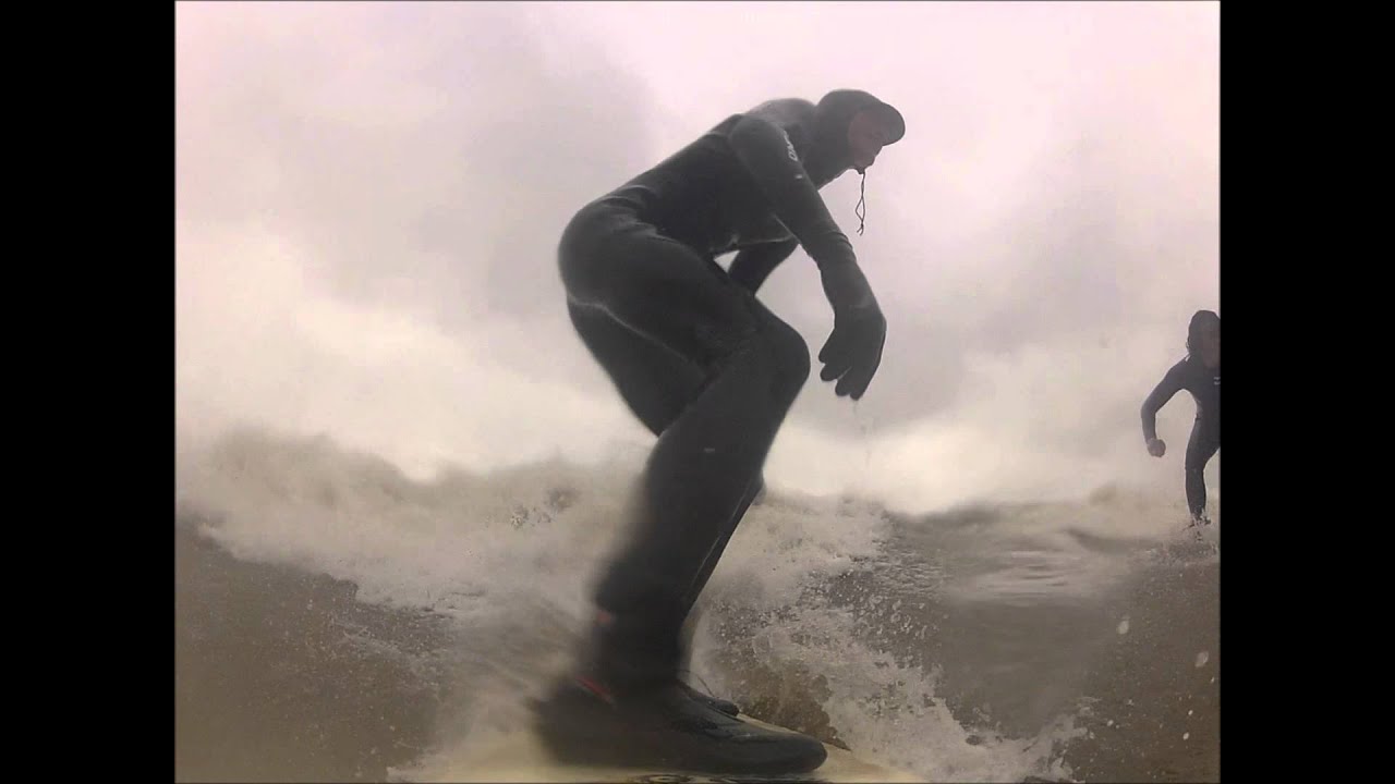 First gopro edit- Highcliffe surf: boxing day 2011 - YouTube
