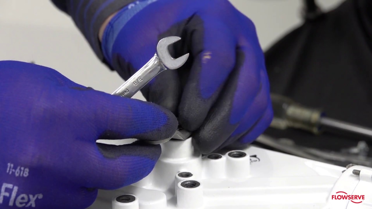 How to Mount a Logix™ 3800 Positioner to a Standard Valtek® Rotary ...