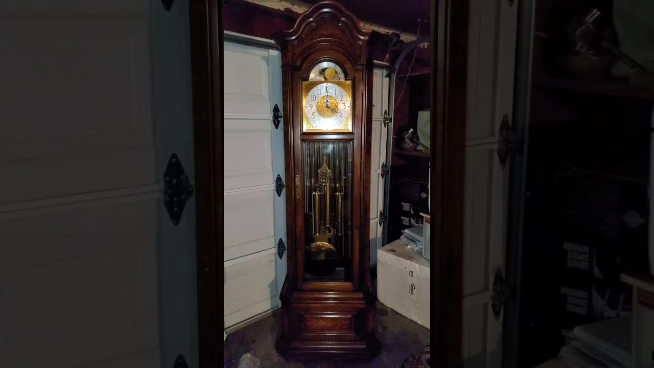 Howard Miller 9 Tubes Grandfather Clock Youtube