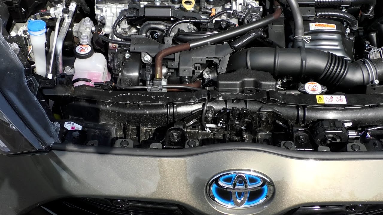 Toyota Yaris 2022 under the bonnet: Petrol Engine + Electric Motor ...