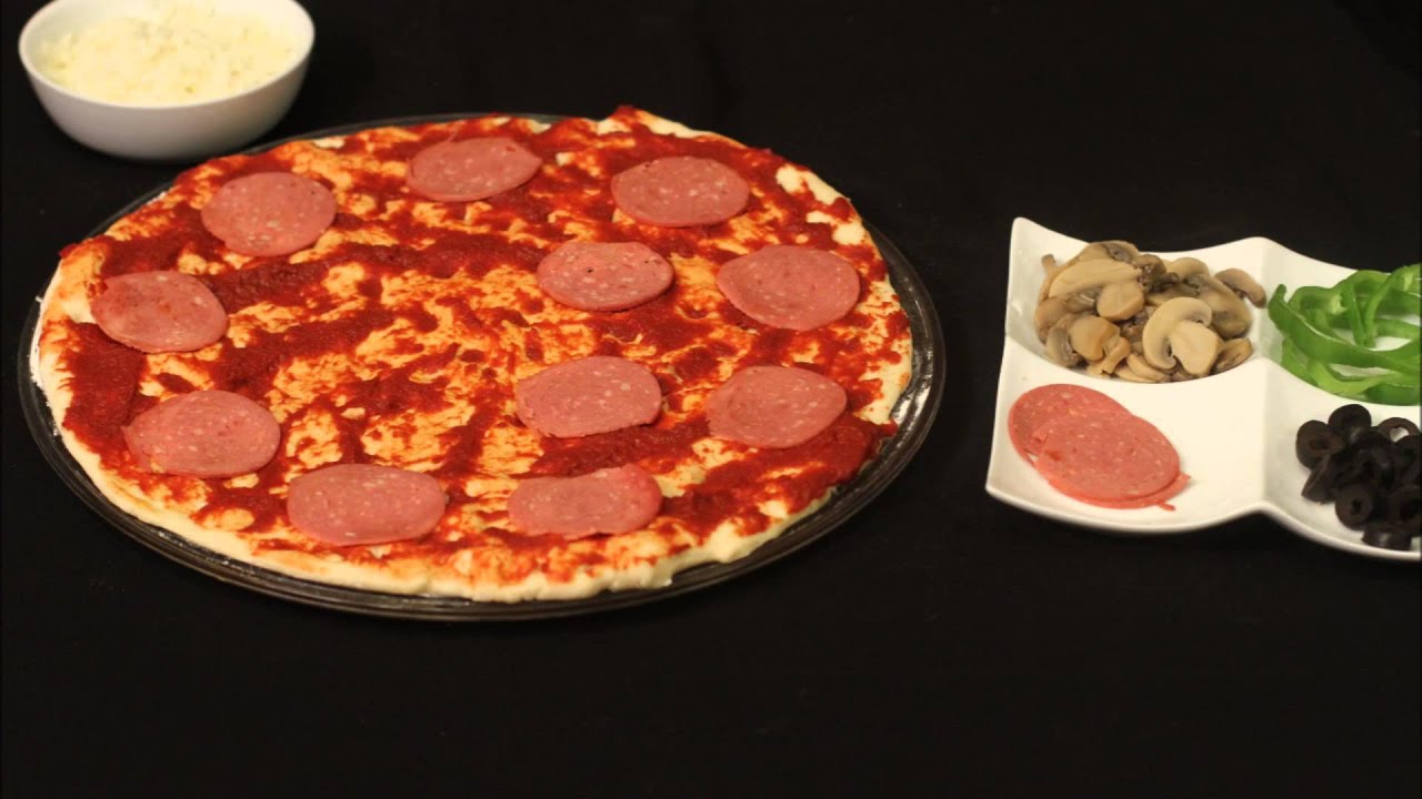 Pizza stop motion - YouTube