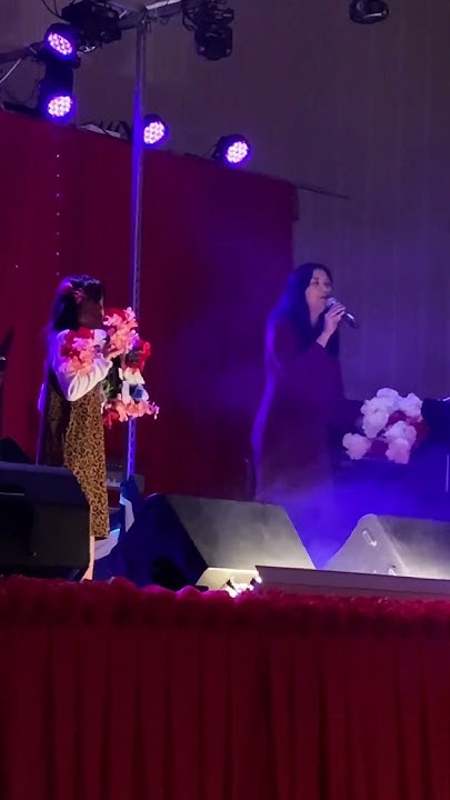 Si Blu Ywa (Thanking God) by Eh Wah & Naw PoeMu - YouTube