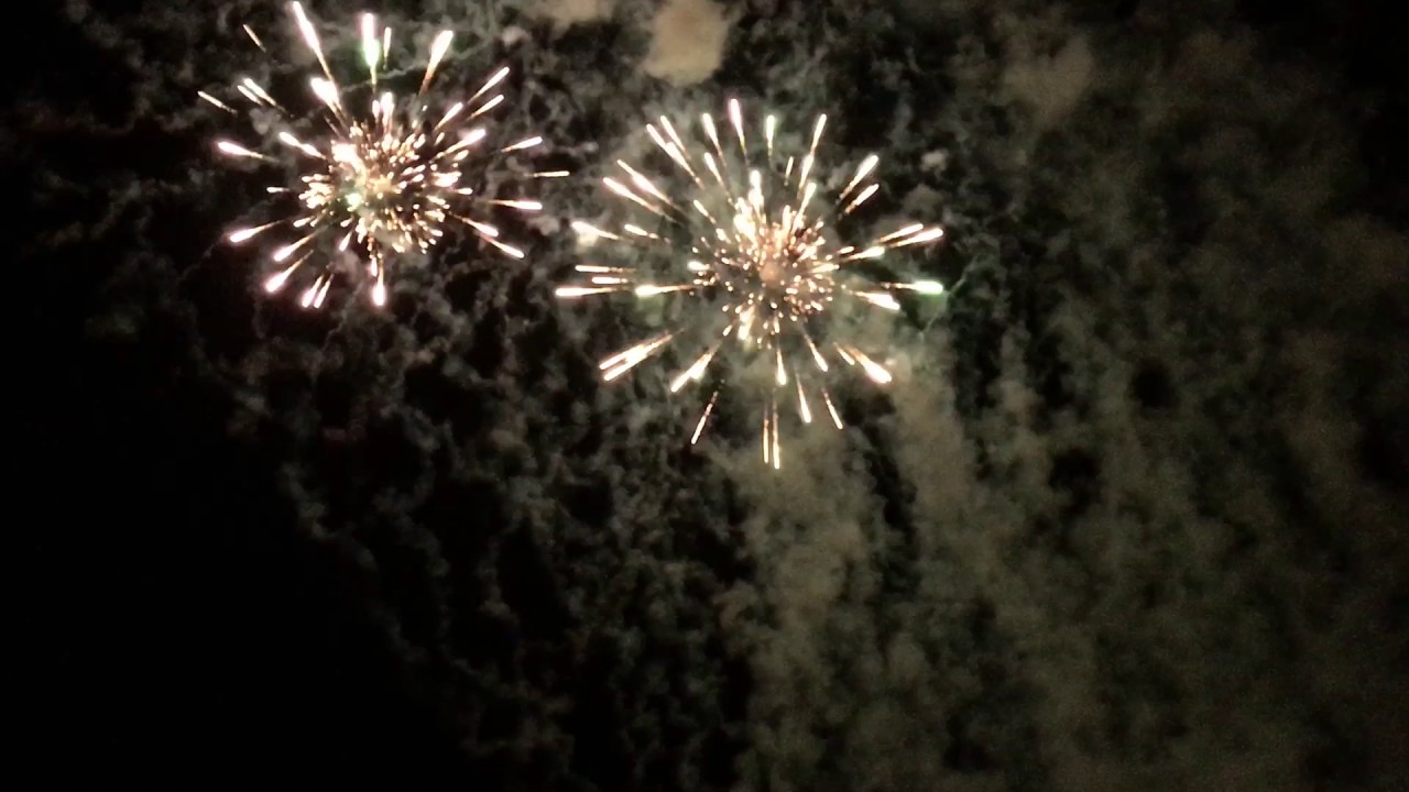 Grammercy, LA Christmas Eve Levee Bonfires 2016 - YouTube