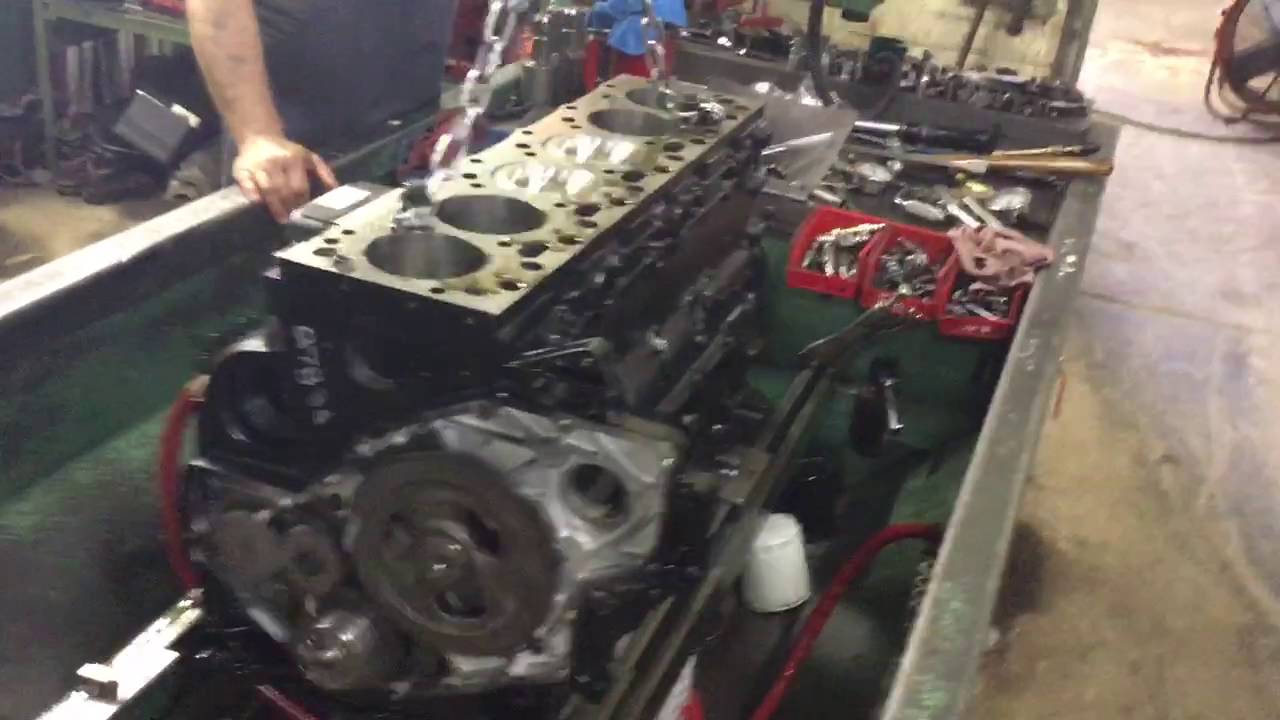 5.9 Dodge Cummins short block - YouTube