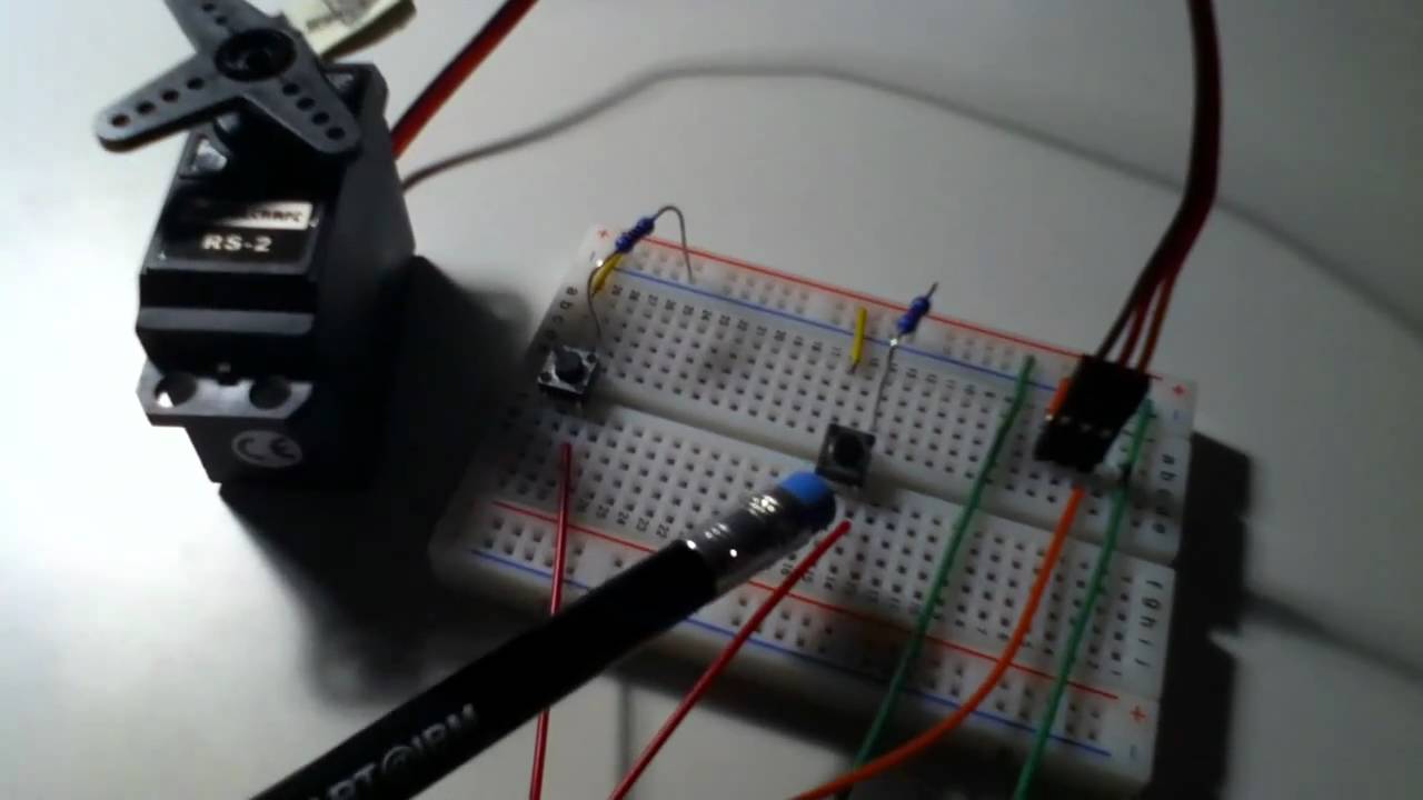 Servo Lenkung mit Arduino Uno - YouTube