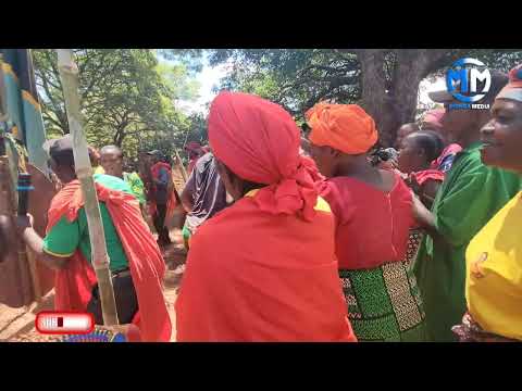 NGOMA YA ASILI YA KUOMBA MIZIMU WANGONI ( traditional dance to pray for ...