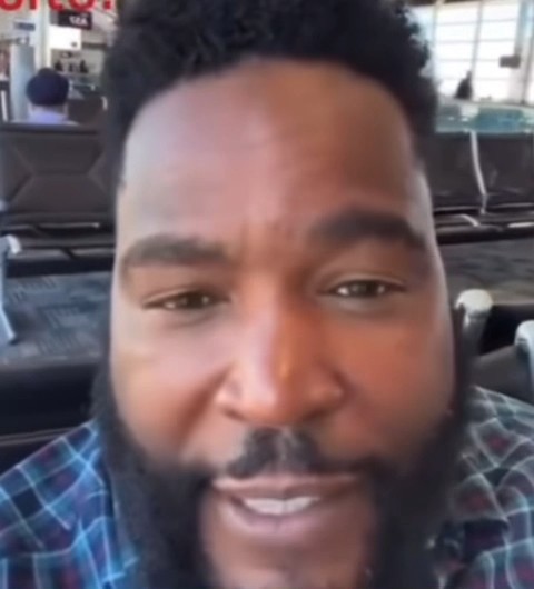 Police Called On Dr Umar In Airport For Looking Suspicious Talking To ...
