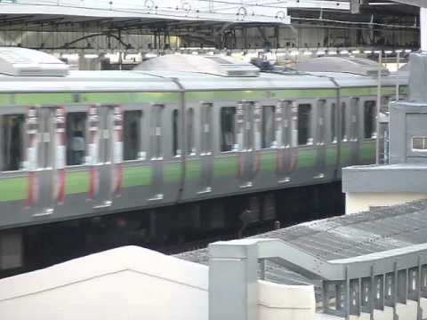 [楽天ｶｰﾄﾞﾏﾝﾗｯﾋﾟﾝｸﾞ車両]E231系500番台541編成山手線外回り 浜松町駅到着 - YouTube