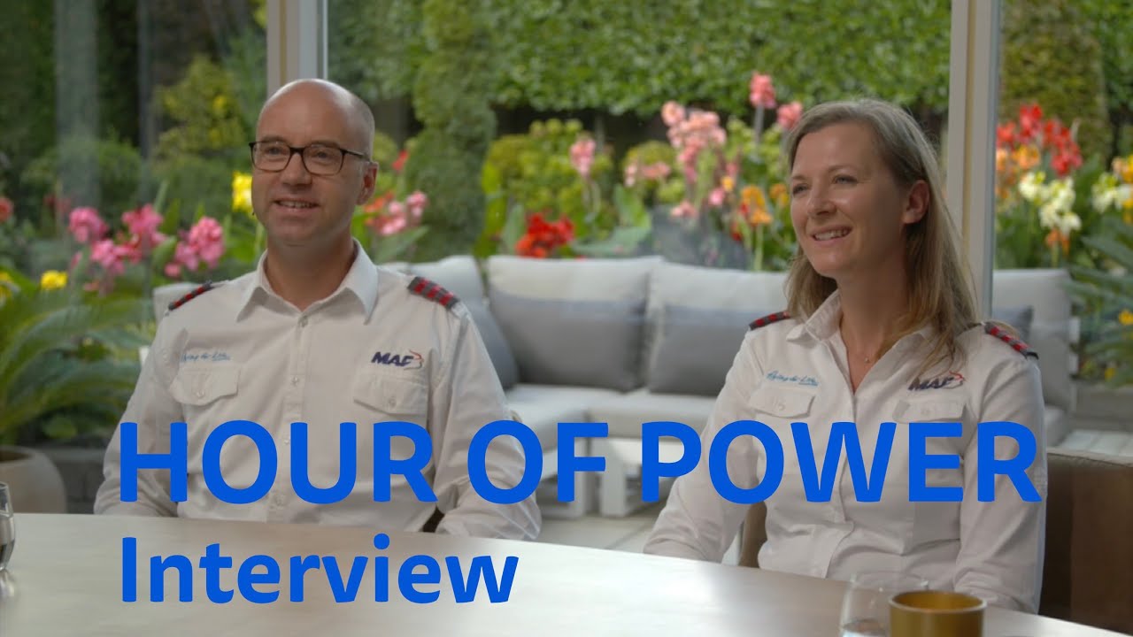 Interview Hour of Power - YouTube