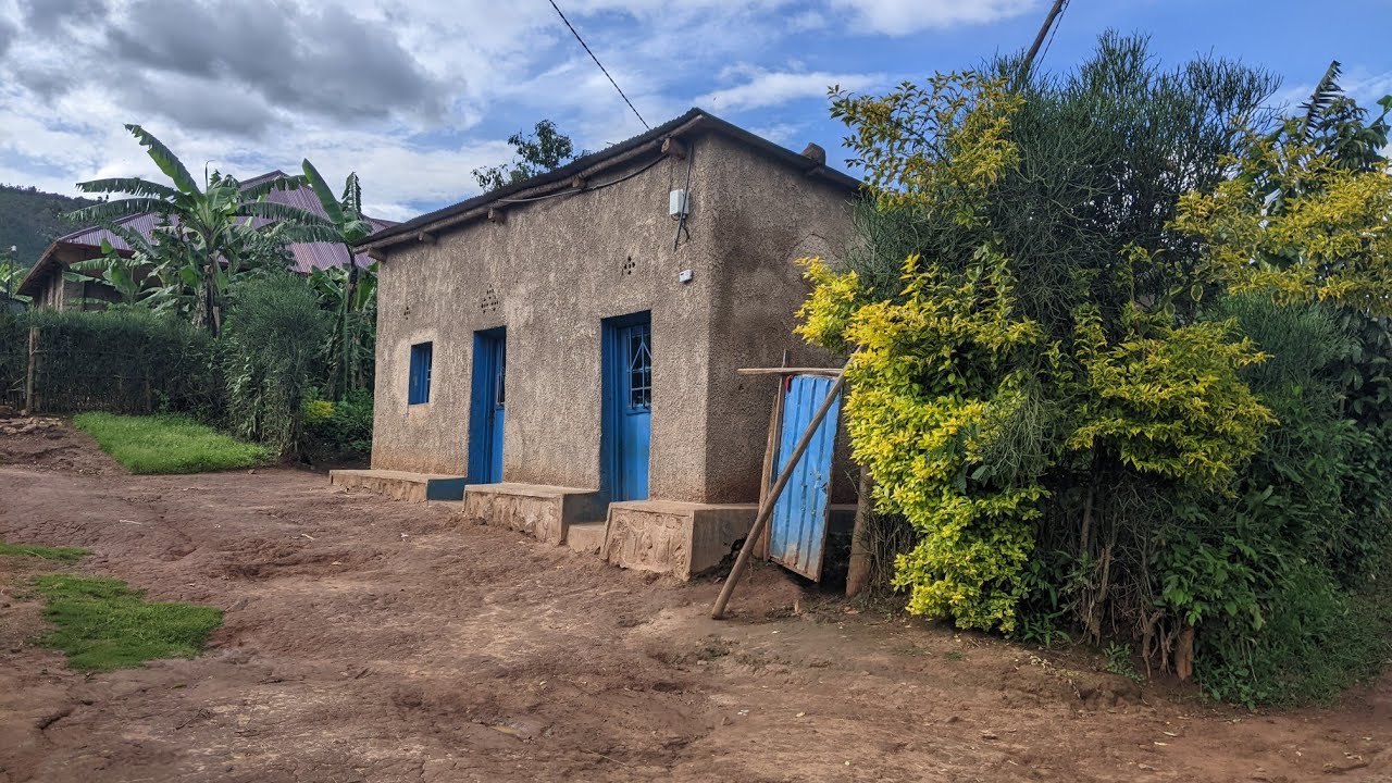 Inzu y'ubucuruzi igurishwa 4,000,000Frw negotiable iri Gasabo-Rusororo ...