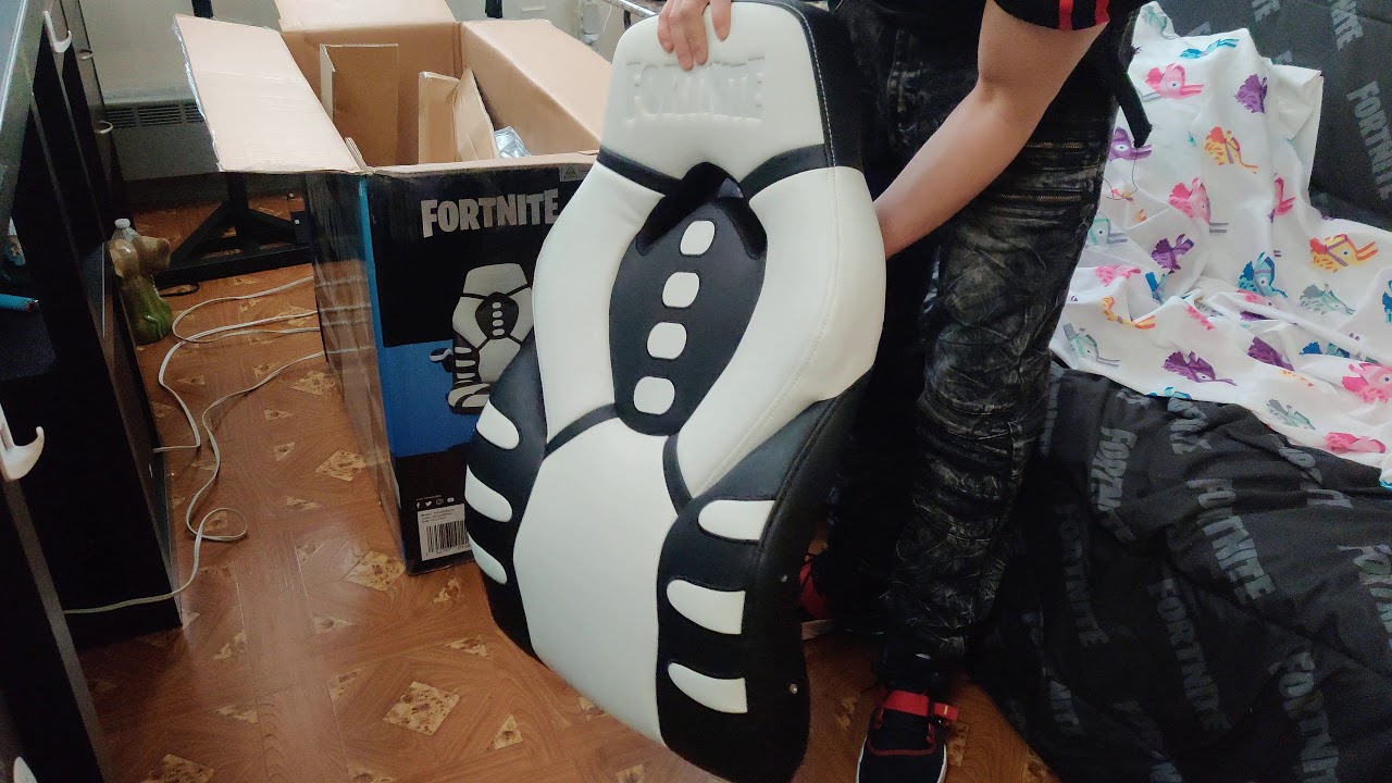 Fortnite gaming chair skull Trooper unboxing - YouTube