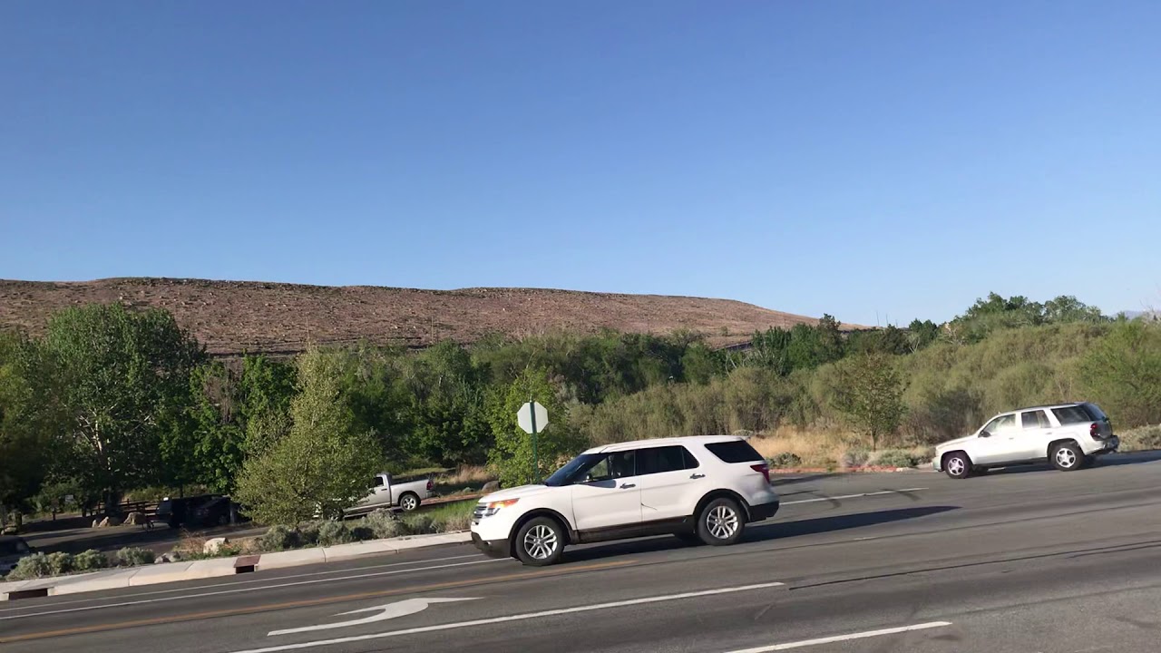 BNSF trackage rights train thru Reno - YouTube