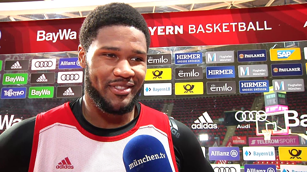 Start in die Euroleague - Devin Booker - Center FC Bayern Basketball ...