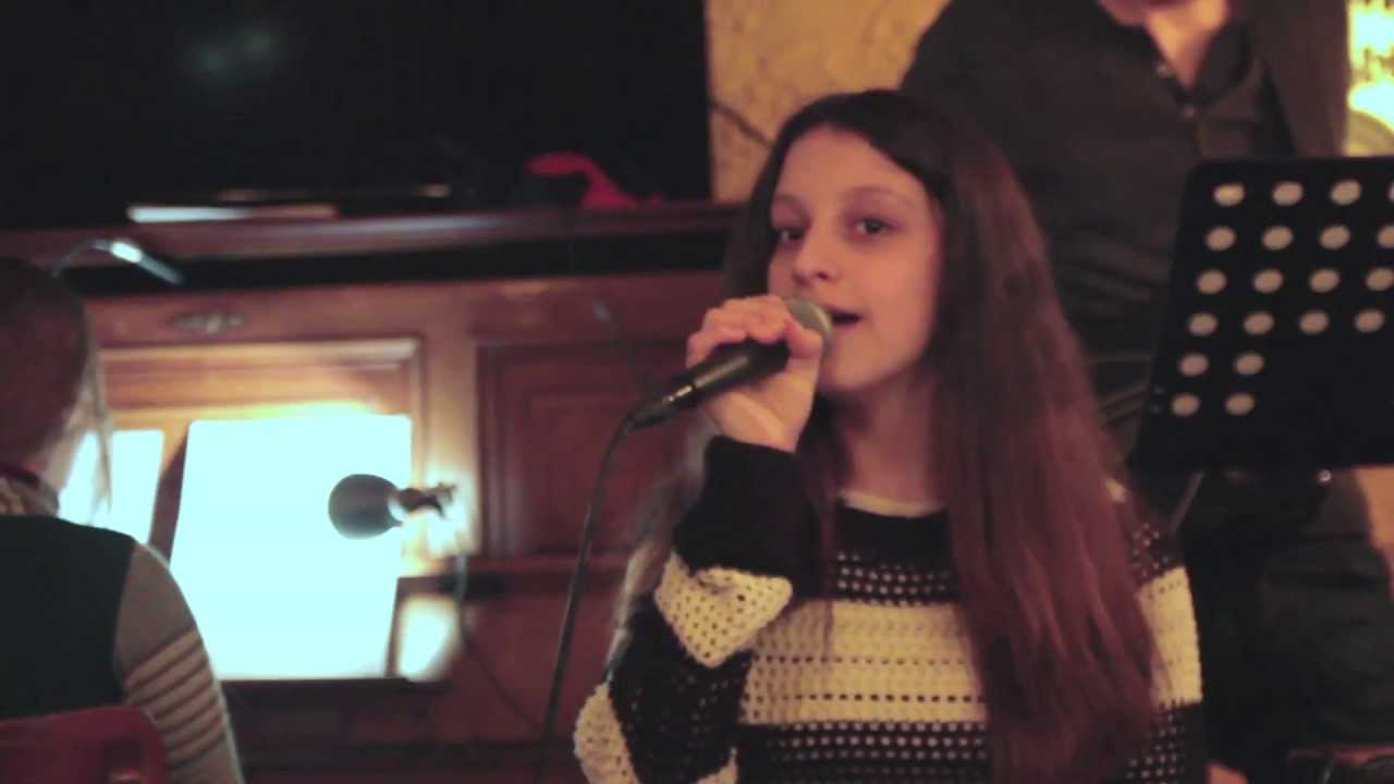 Alexandra Lachmann (the voice kids germany) & Citro Jazz - cry me a ...