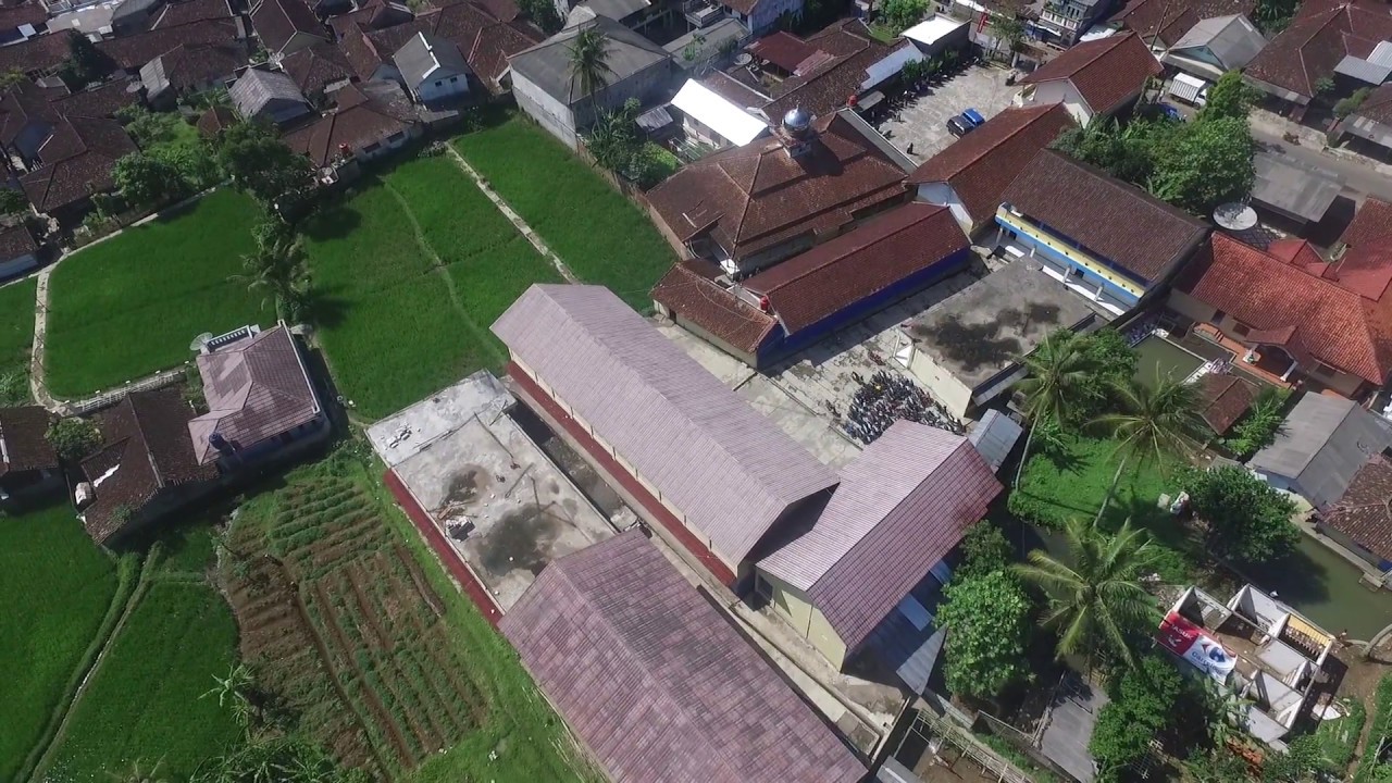View SMK YASPIM & Gegerbitung From The Air - YouTube