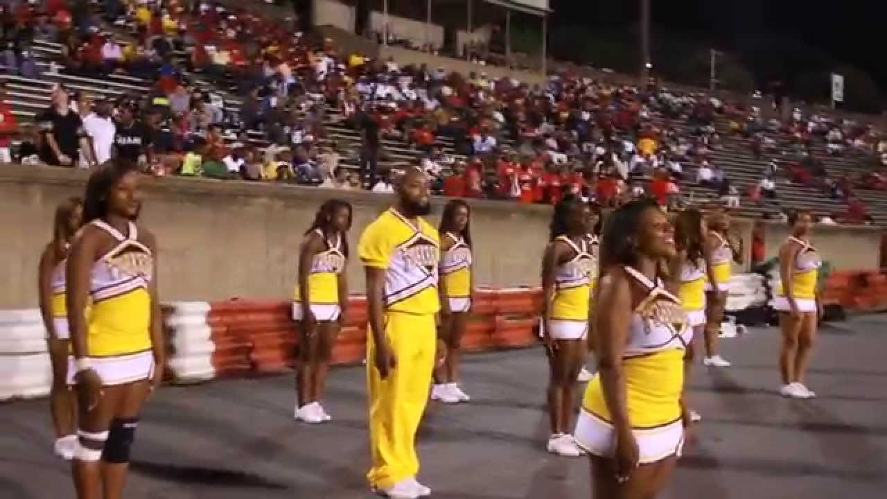 2014 Tuskegee Band And Cheerleaders at WSSU - YouTube