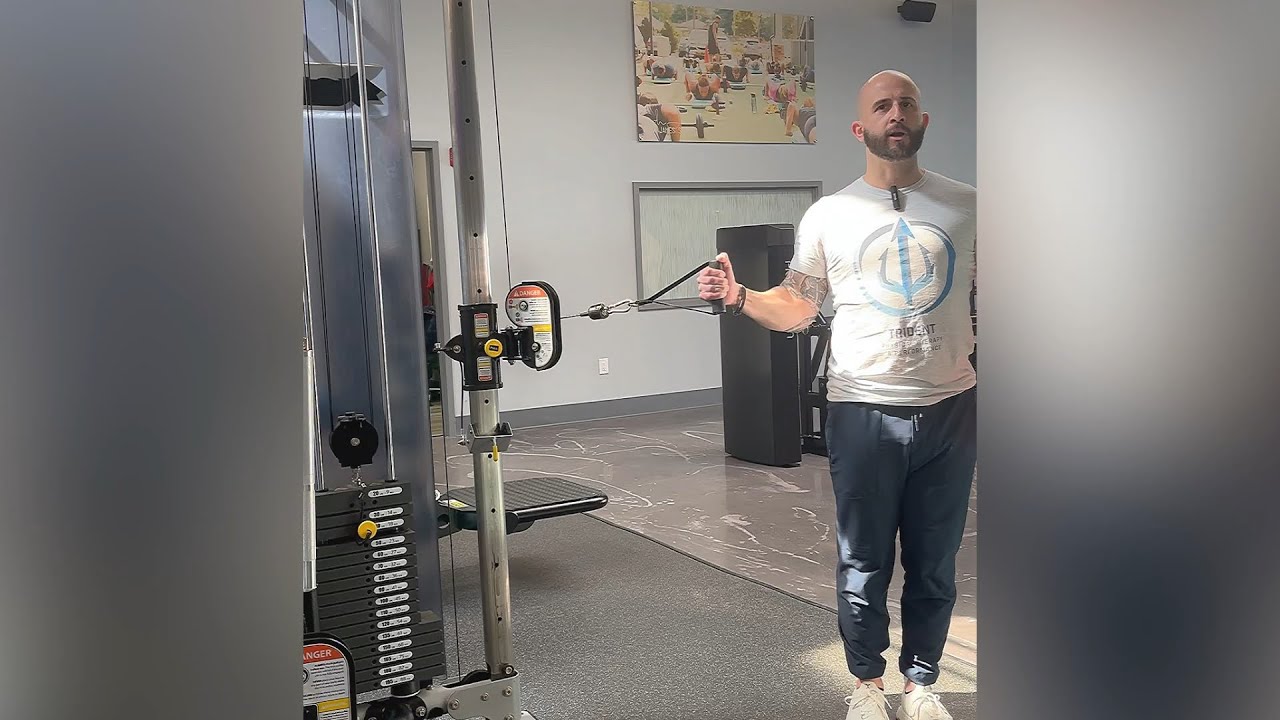 Cable Shoulder Internal Rotation - YouTube