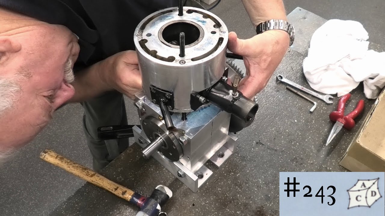 Revision und Dauerlauf Zweitaktmotor - YouTube