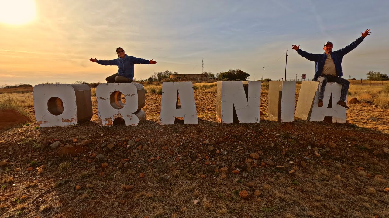 We spent 24 HOURS in this "WHITES ONLY" town (ORANIA) - Day 2 🇿🇦 - YouTube