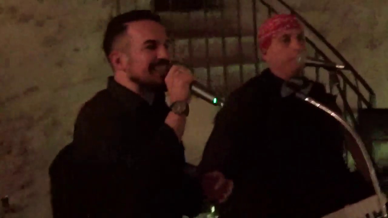 Mr. Muscolo & i suoi Estrogeni - Sono bugiarda cover - YouTube