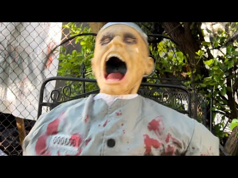 Death Row, Spirit Halloween 2013 animatronic Tekky Design 2022 - YouTube