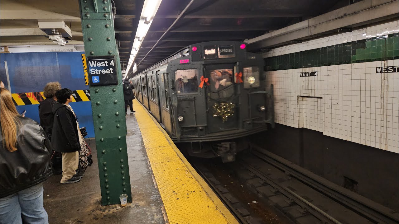 Arnine Holiday Train Chasing - YouTube
