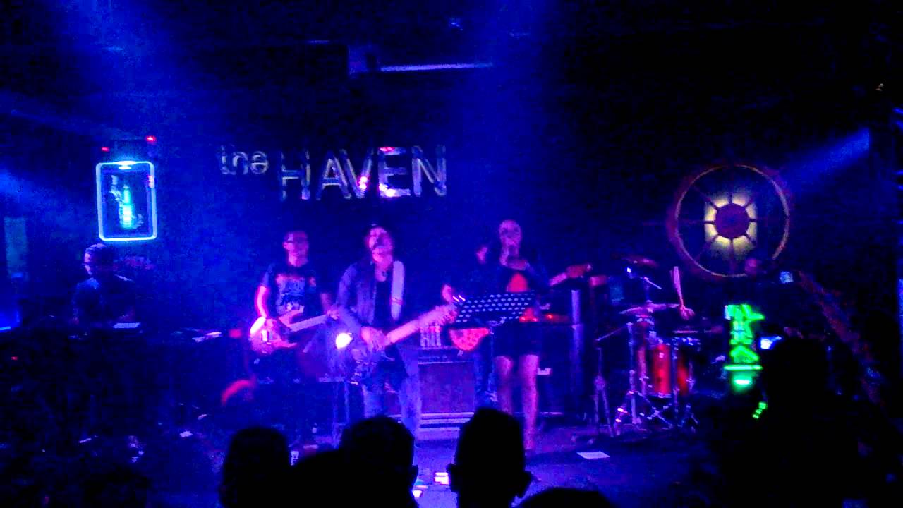 HOCUS POCUS BAND FEAT IMAN J-ROCKS KAU CURI LAGI - YouTube
