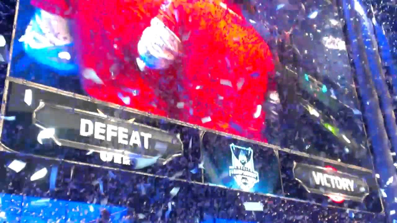 League of Legends S3 Worlds Finals 2nd Row Finale - YouTube