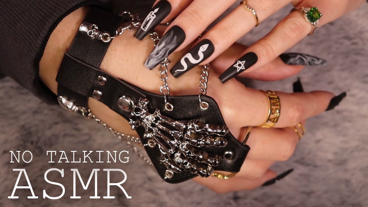 ASMR Halloween Accessories Triggers (🎧 NO TALKING | scratching, jewelry ...