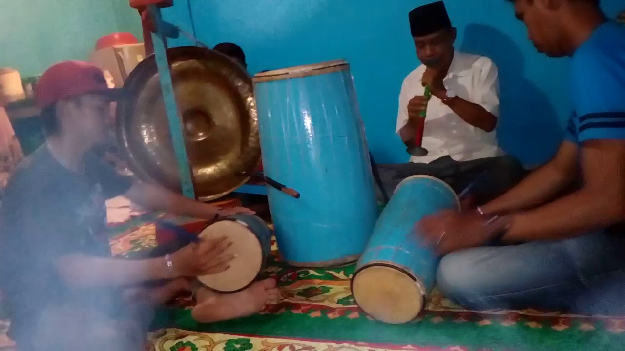 Bugis gendang botting - YouTube