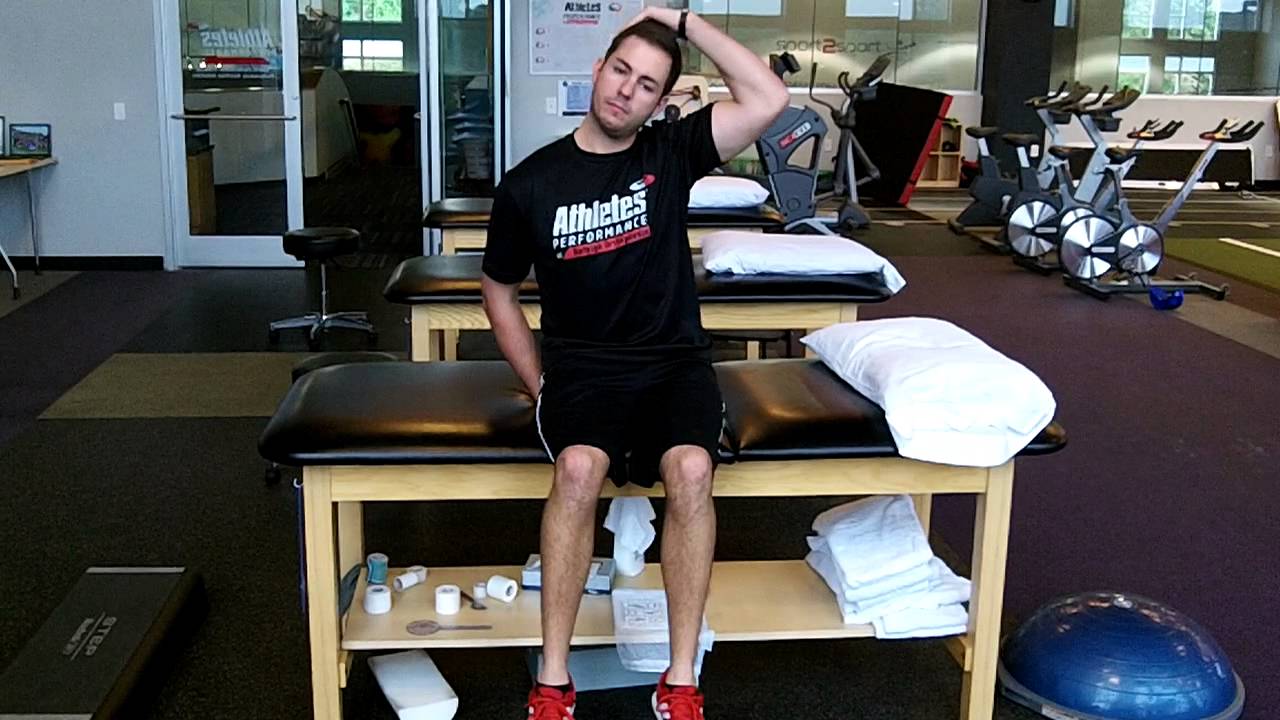 Seated UT stretch - YouTube