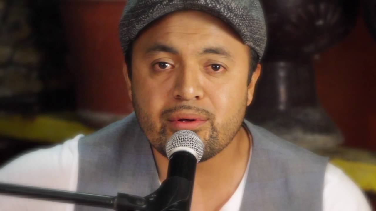 Edgar Renée - Mi amor ya te olvido (acústico) - YouTube