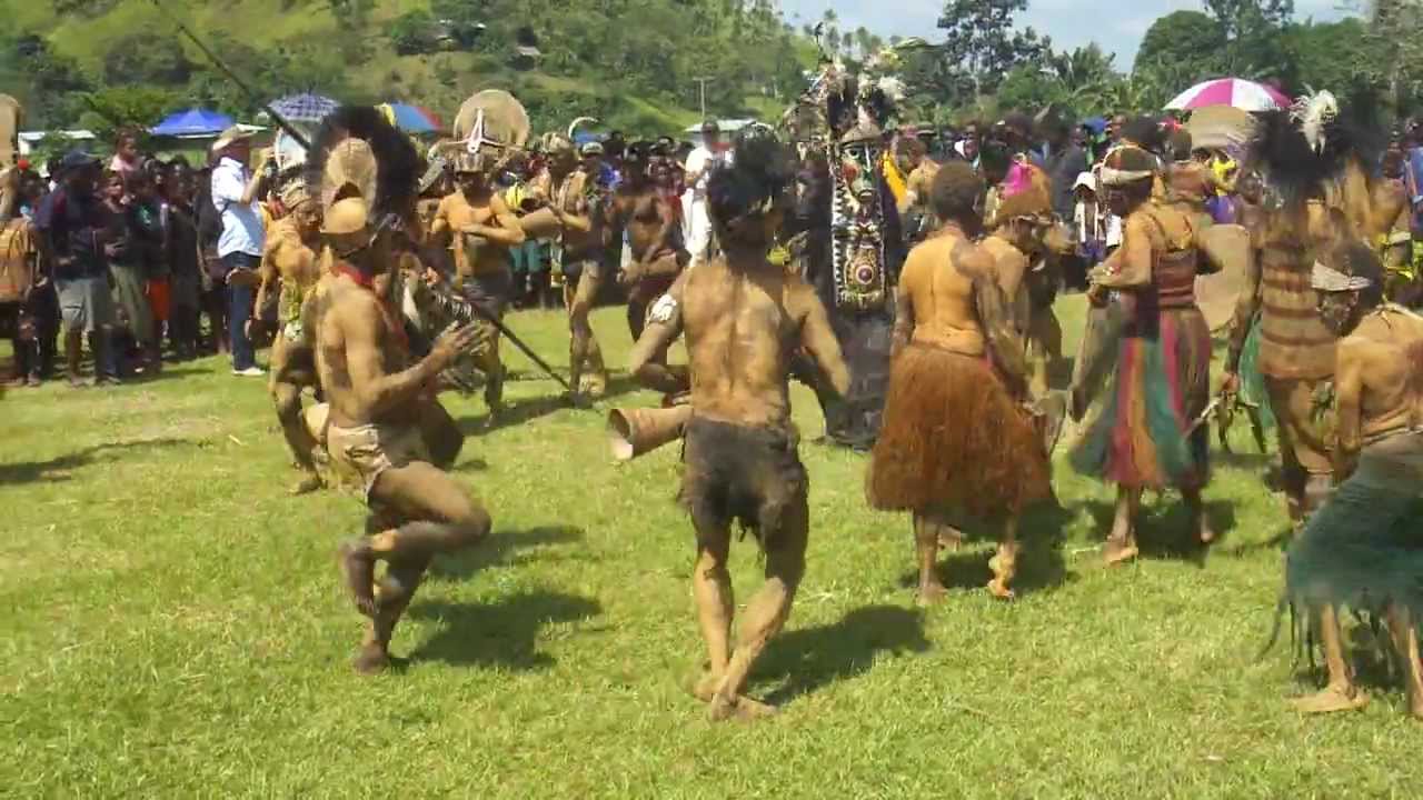 Singsing din Upper Sepik (Ambunti Crocodile Festival) - YouTube