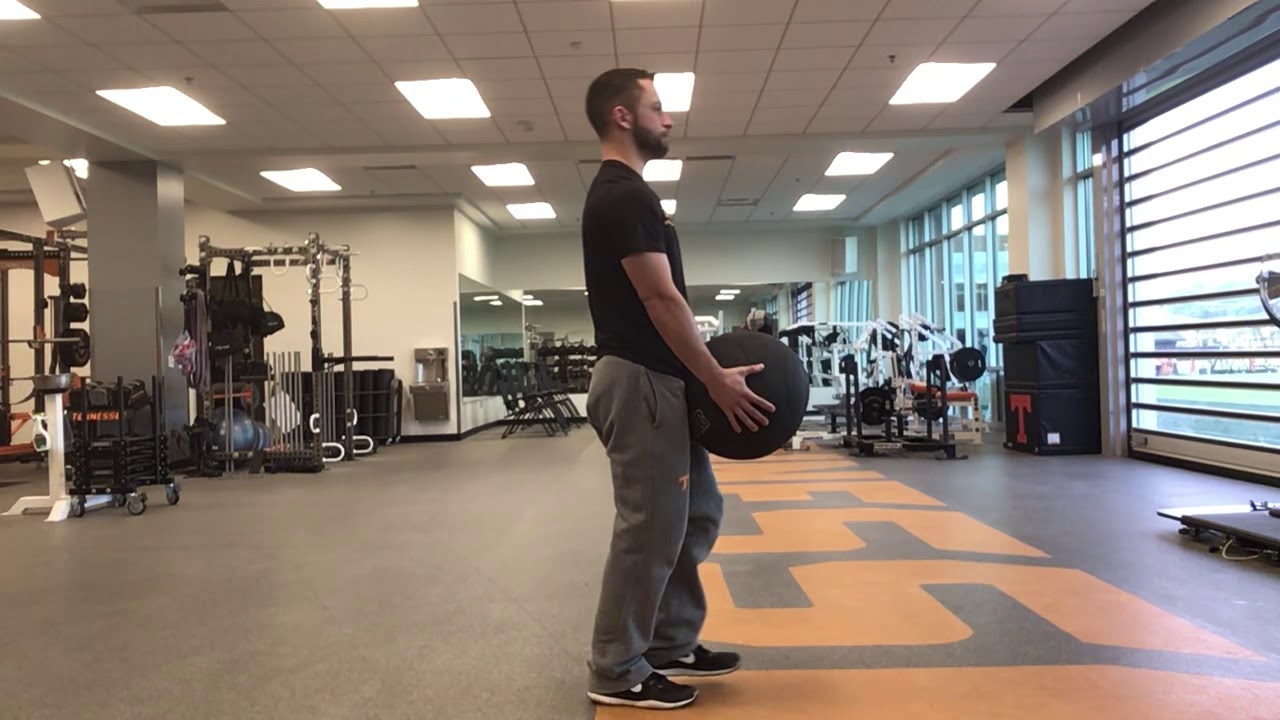 Med ball single leg RDL - YouTube