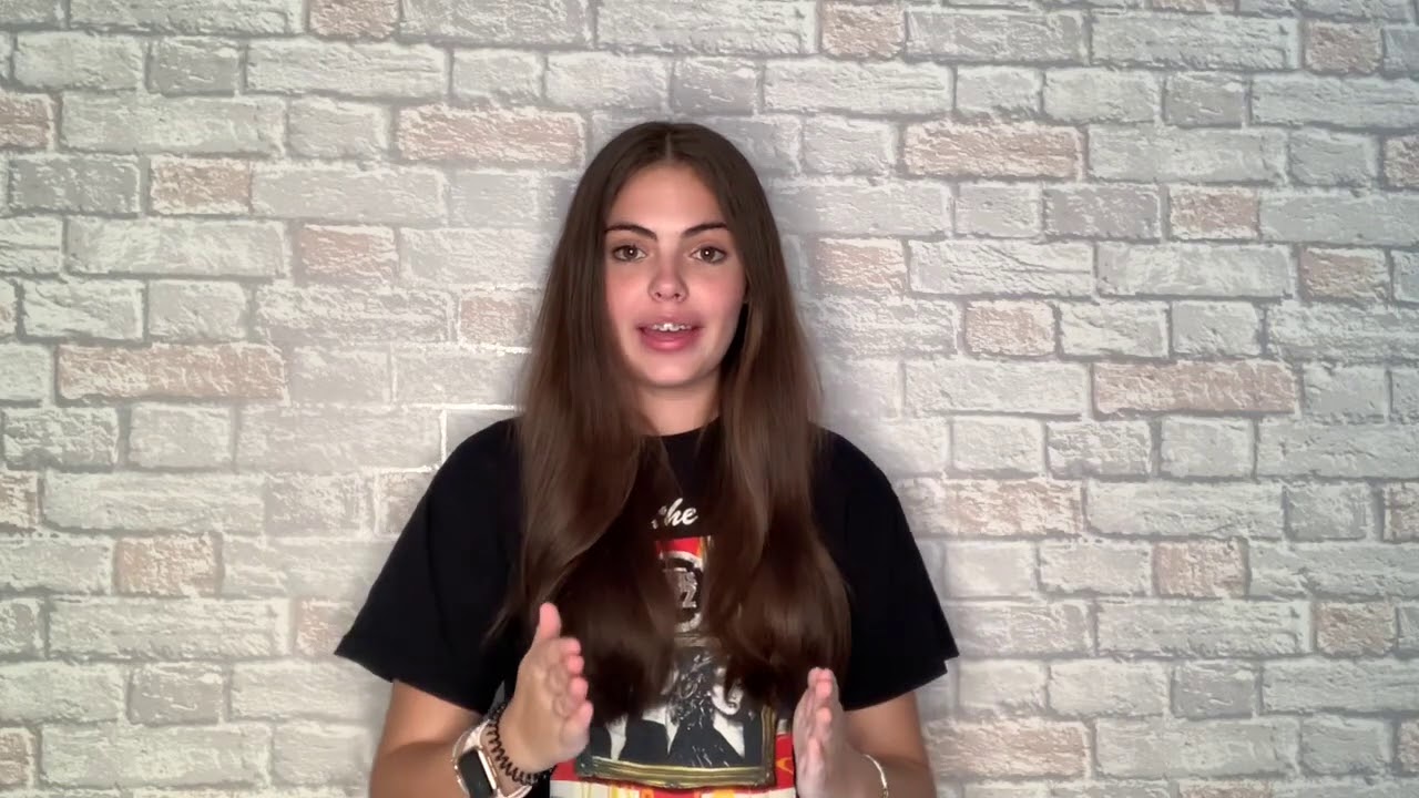 Through the dark - WalkThrough by One Direction - Isabella signs - YouTube