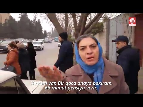 Xəstəxananın işçiləri dəmiryolunu bağlayaraq aksiya keçirib