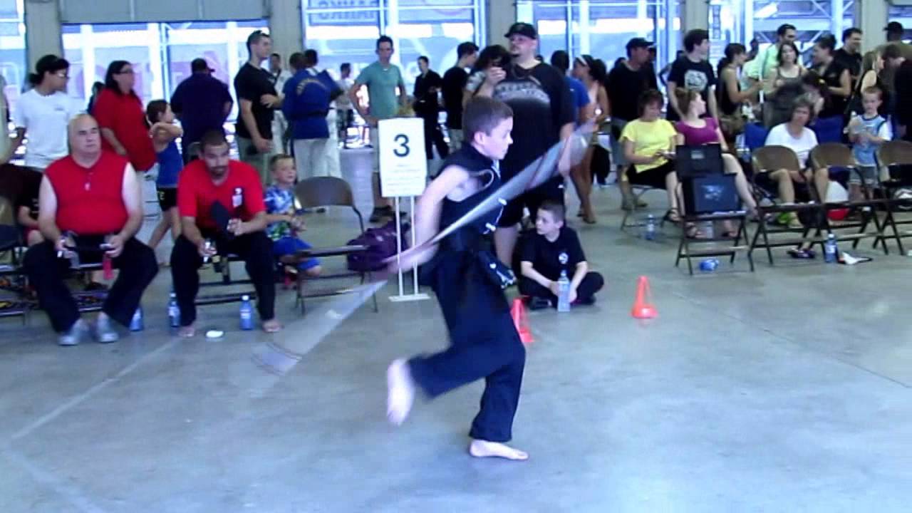 John Bitting 2013 Battle of Harrisburg Dragon MMA Academy - YouTube