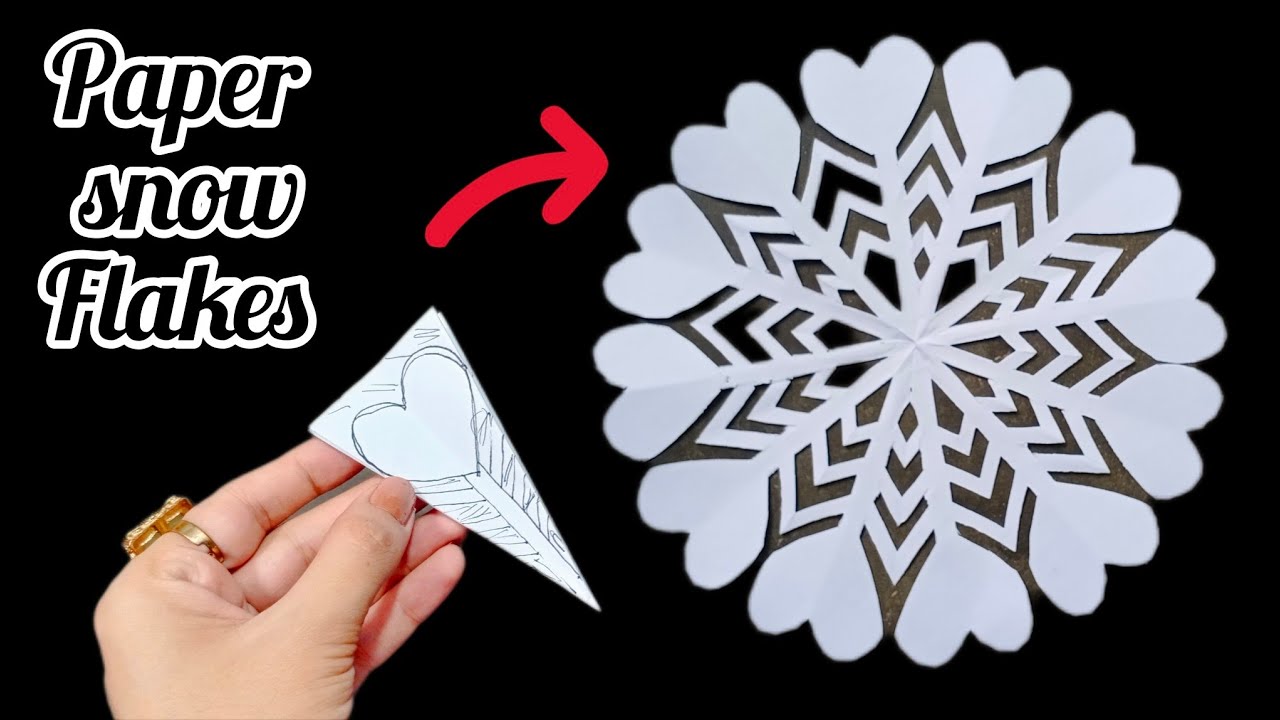 Paper Snow Flakes / Christmas Snow flake #papercraft #Christmas #kids ...