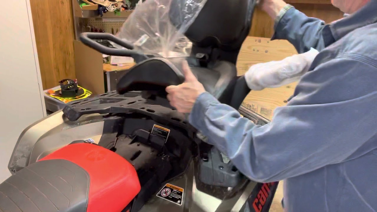 2022 Can Am Outlander 1000R XMR - Rear passenger seat install - YouTube