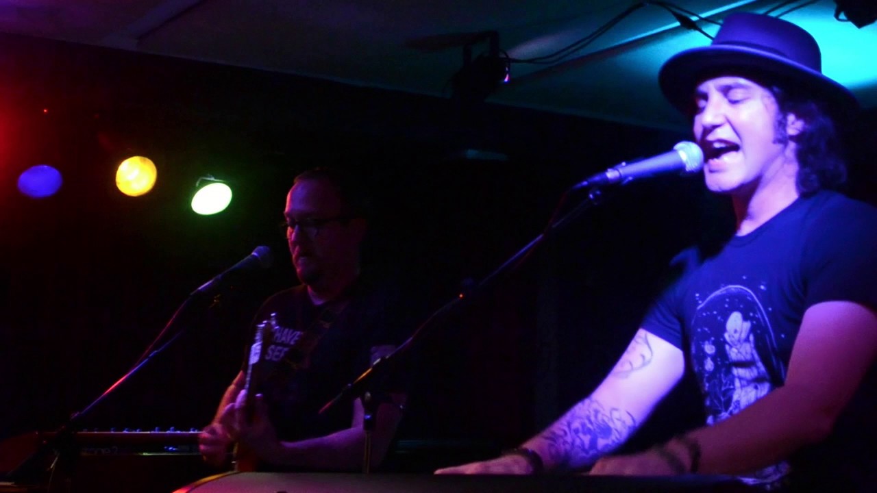 "This Is How" - Saffell - YouTube