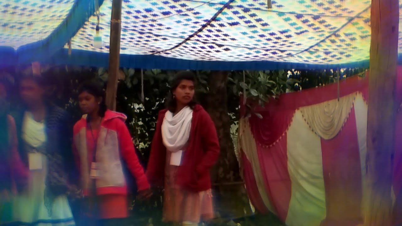 Sarna ma new saelo dance💃👯💃 - YouTube
