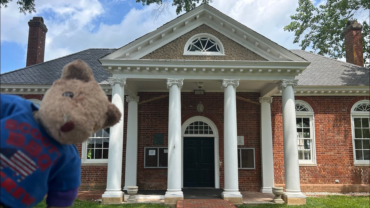 Gloucester Va Courthouse what’s inside? - YouTube