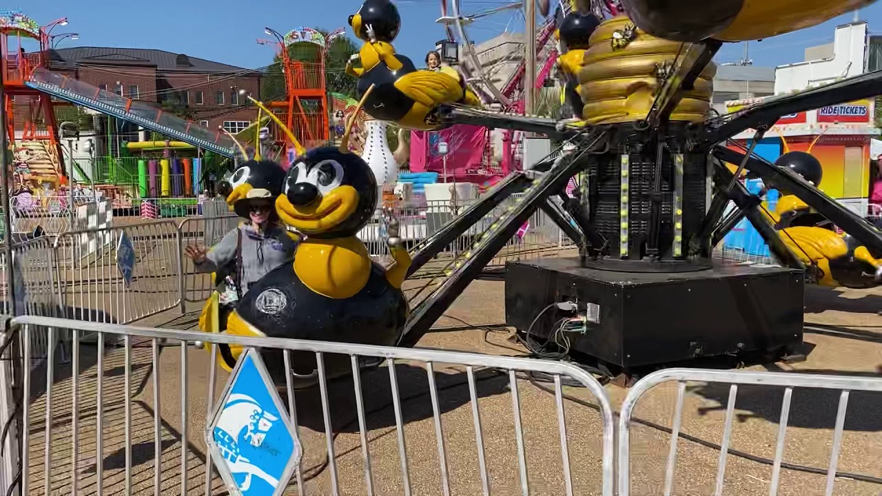 Buzzing Bumblebee Ride at the MIssissippi State Fair - YouTube