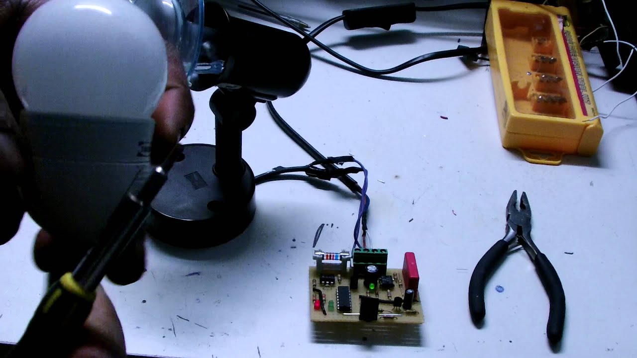 ir remote control light switch(2) - YouTube