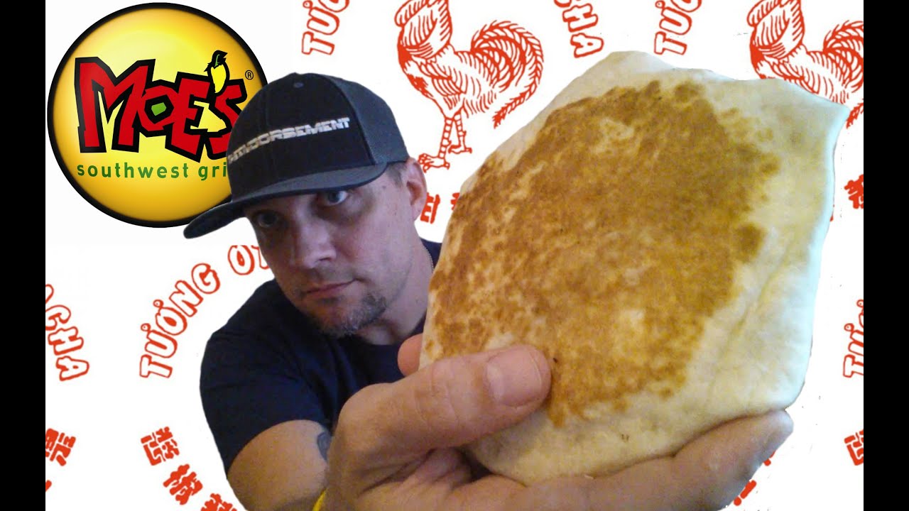 MOE'S SOUTHWEST GRILL NEW SRIRACHA NACHO STACK REVIEW #139 - YouTube