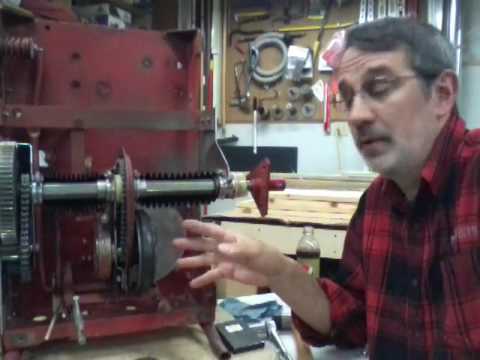 95. M/S 2 Replacing the clutch disc on a snapper rear engine rider ...