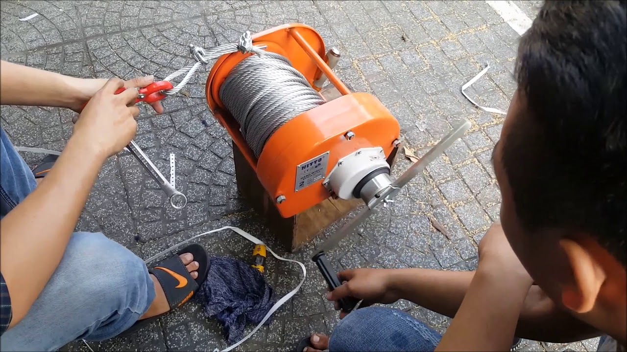 TỜI QUAY TAY 2 TẤN 2000KGS - YouTube