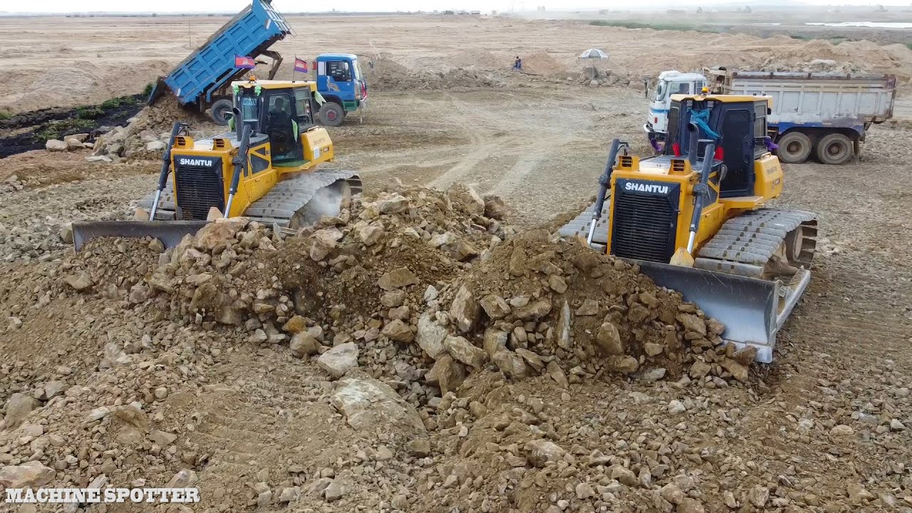 Best Power Bulldozer Heavy Pushing Rock Equipment Hard Machines - YouTube